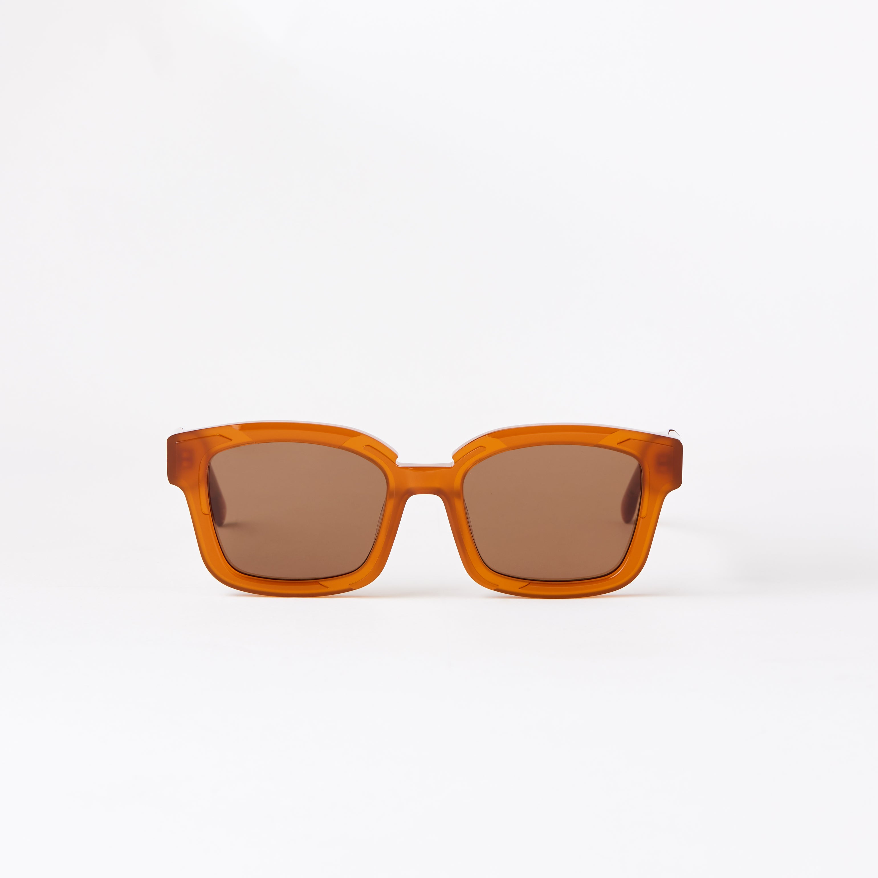 JUNE © ORANGE – Lunettiq Eyewear